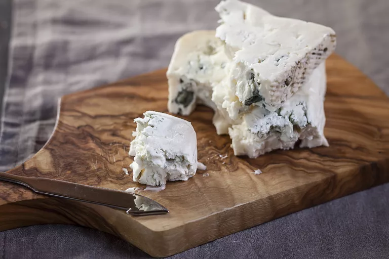 Blue Cheese Nutrition Facts and Health Benefits - Everything about Books